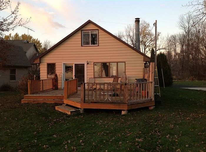 6093 E Lyngaas Rd, Winneconne, WI 54986 | Zillow