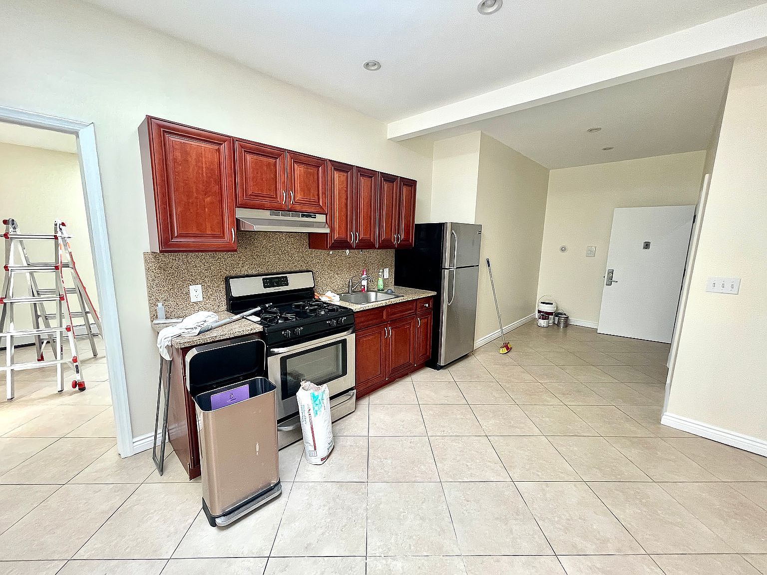 20-21 Steinway St #2A, Astoria, NY 11105 | Zillow