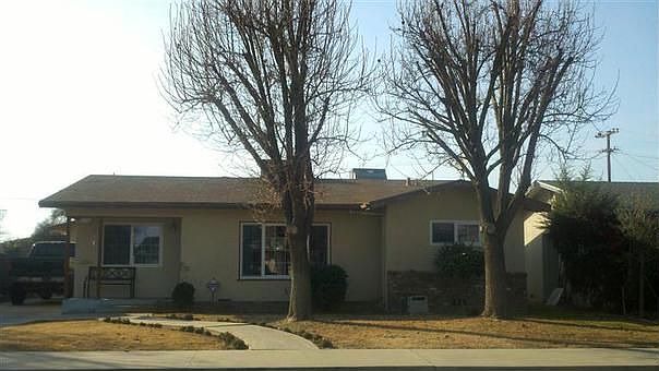 1155 S Enns Ave, Reedley, CA 93654 | Zillow