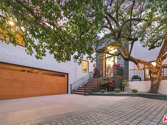 10401 Wyton Dr, Los Angeles, CA 90024 | MLS #21742160 | Zillow