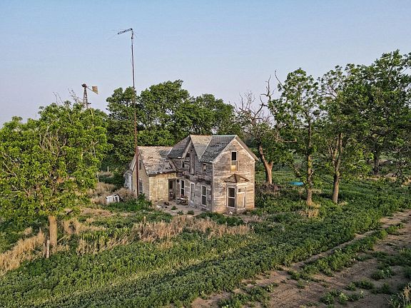 28031 K Rd, Gaylord, KS 67638 | Zillow