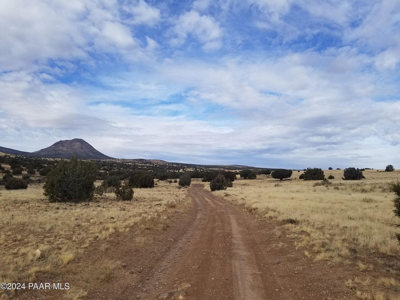 47 N Mile High Rd, Ash Fork, AZ 86320 | Zillow