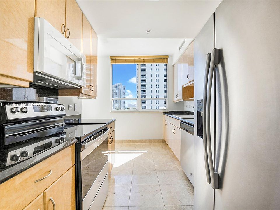 801 Brickell Key Blvd Miami, FL | Zillow - Apartments for Rent in Miami