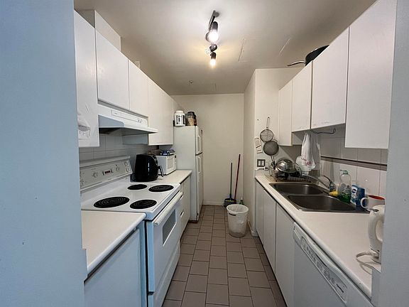 989 Nelson St #311, Vancouver, BC V6Z 2S1 | Zillow