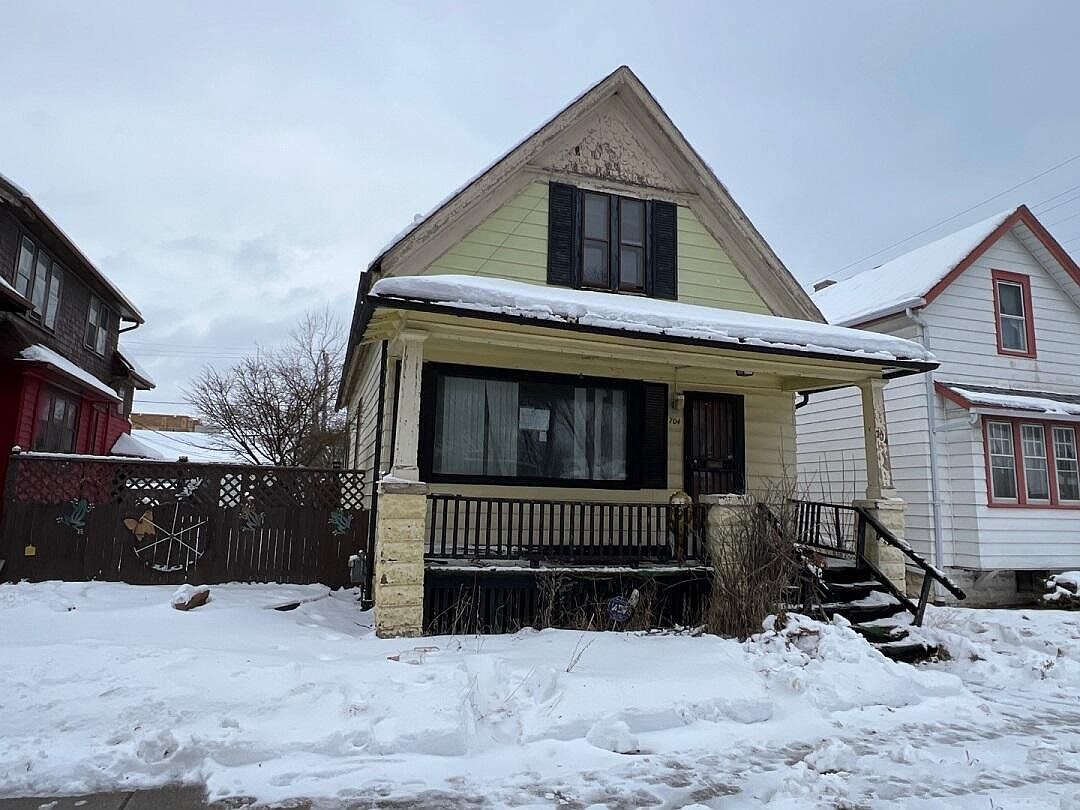 704 West Melvina STREET, Milwaukee, WI 53206 | Zillow