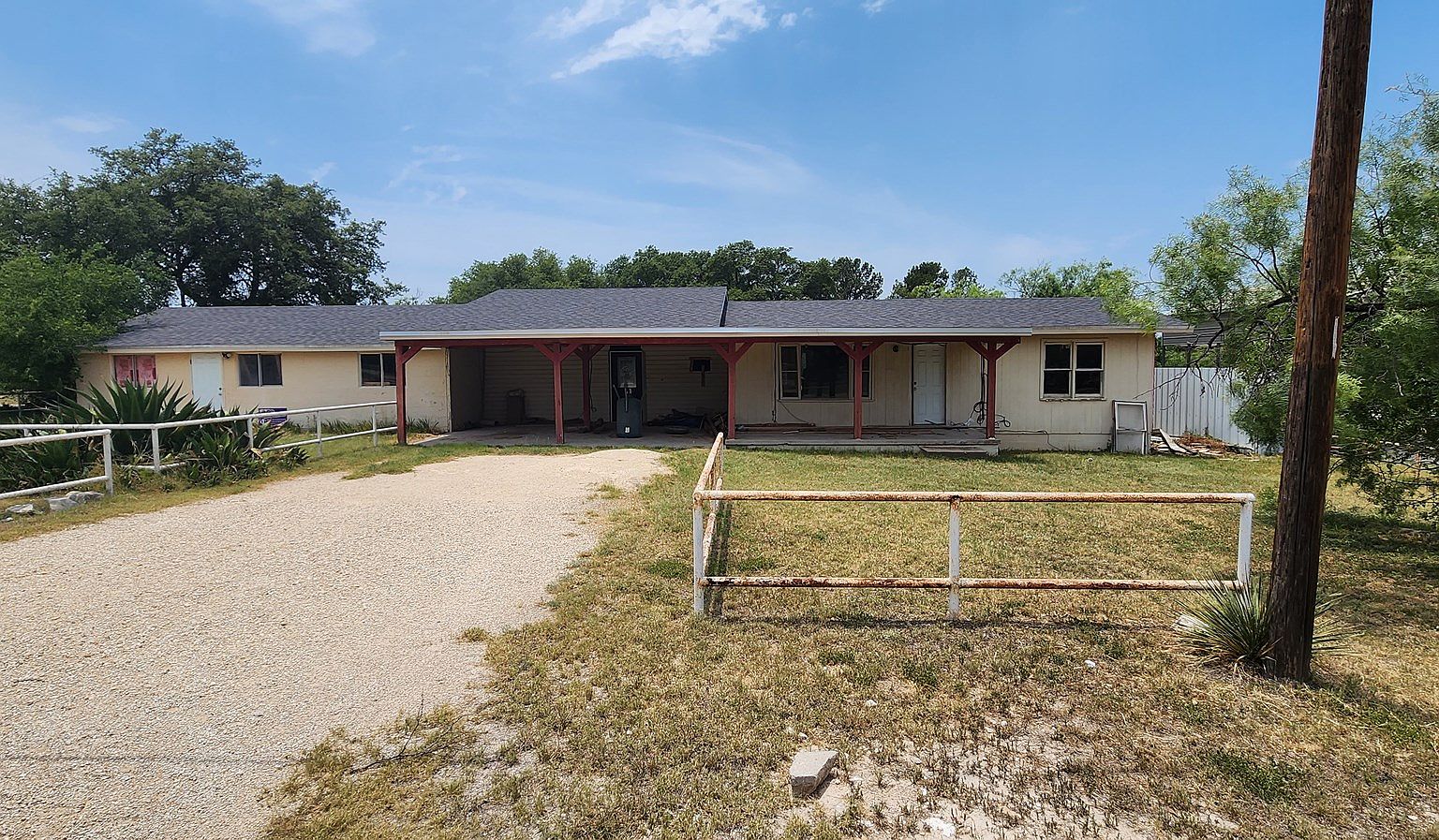 503 N 3rd St, Mertzon, TX 76941 | Zillow
