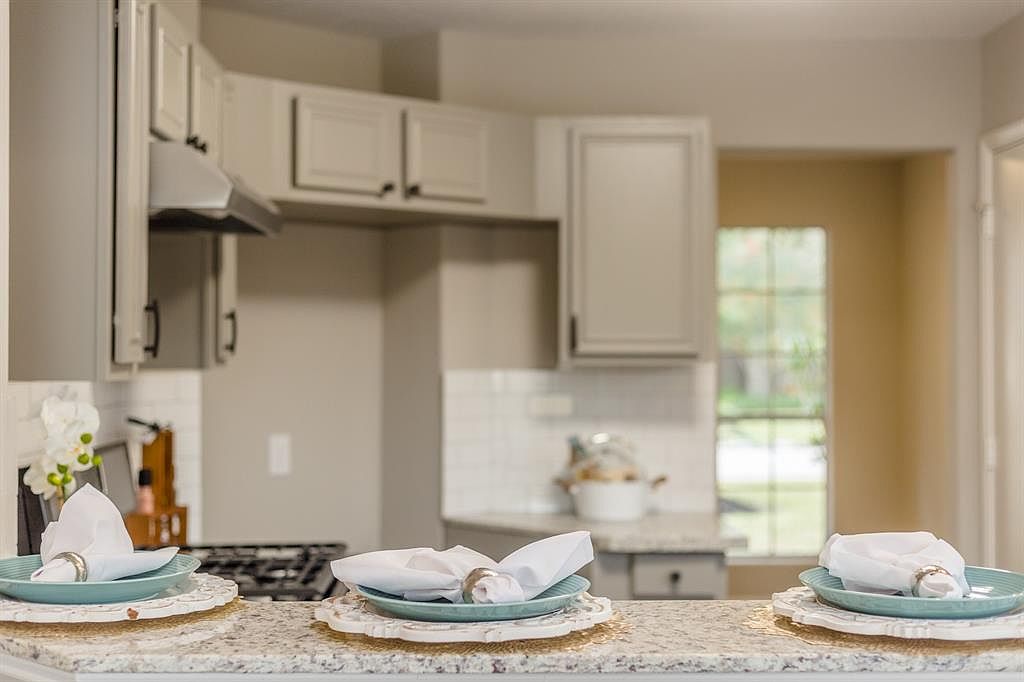 3651 Storm Creek Dr, Houston, TX 77088 | Zillow