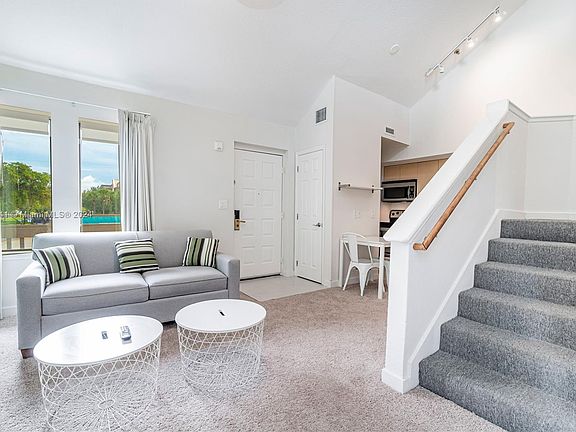 1212 NW 82nd Ave #1, Miami, FL 33126 | Zillow