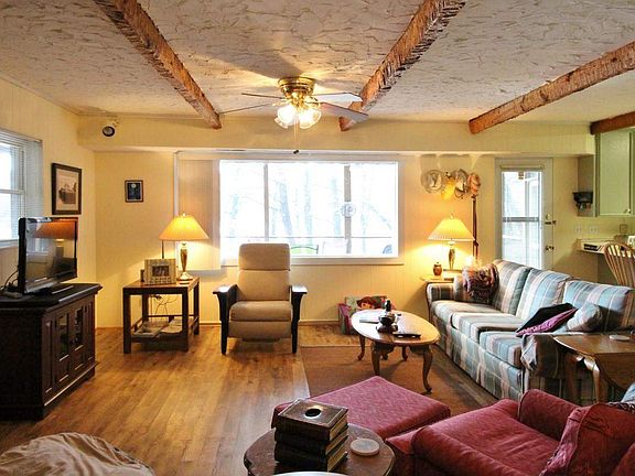 335 E Lakeshore Dr, Landrum, SC 29356 | Zillow