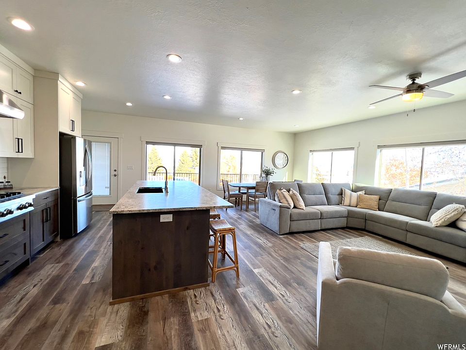 2615 S Nine Iron Cir #102, Garden City, UT 84028 | MLS #1901270 | Zillow