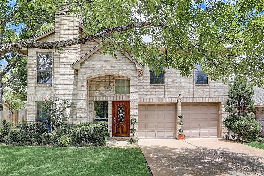 8202 Foxhound Trl, Austin, TX 78729 | MLS #5539984 | Zillow