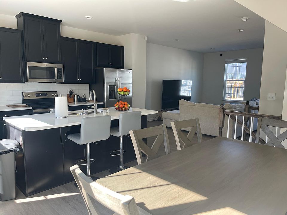 2441 Dr Carver Rd, Charlotte, NC 28208 | Zillow