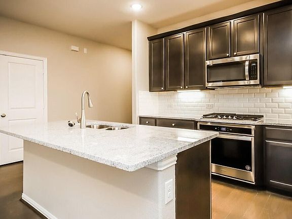 31306 Mallet Cv, Fulshear, TX 77441 | Zillow