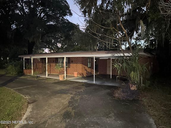 2242 LAKE LUCINA Drive, Jacksonville, FL 32211 | Zillow