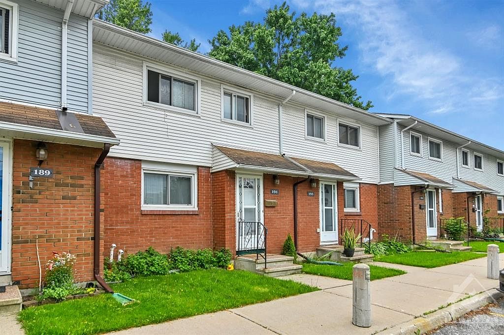 1045 Morrison Dr #191, Ottawa, ON K2H 7L2 | MLS #1393611 | Zillow