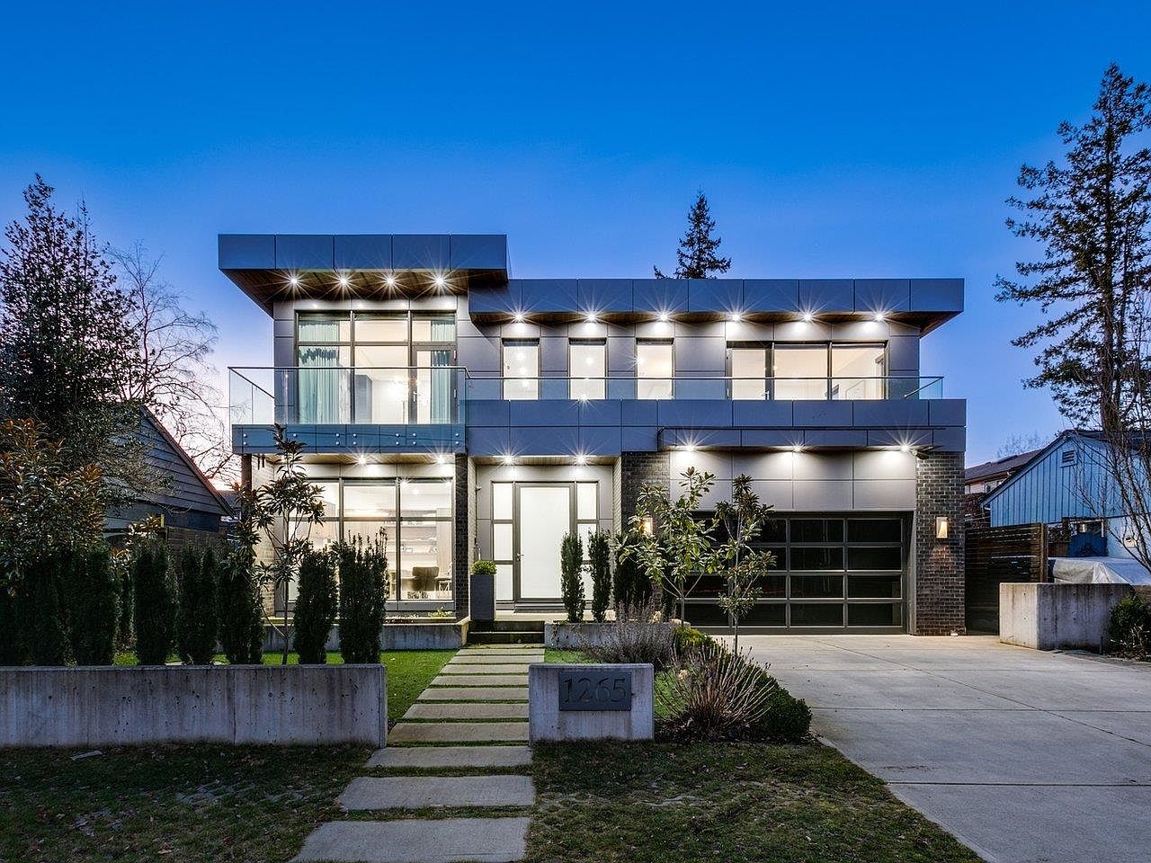 1265 Stayte Rd, White Rock, BC V4B 4Z1 | MLS #R2765266 | Zillow