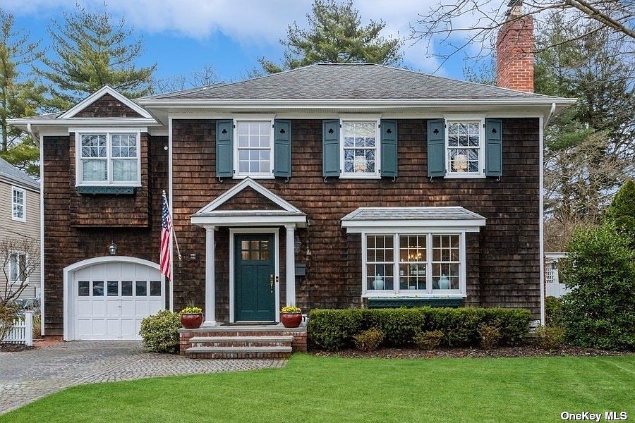 5 Maple Street, Garden City, NY 11530 | Zillow