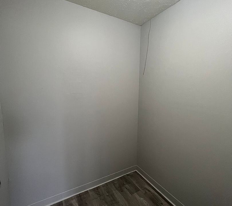 OTE7112 - 7112 Hillandale Rd Davenport IA | Zillow