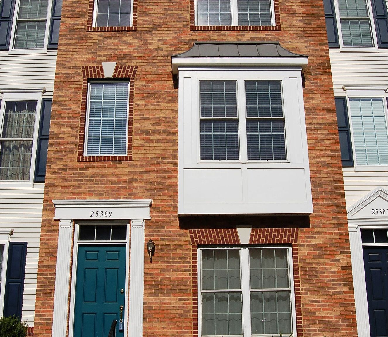 25389 Shipley Ter, Chantilly, VA 20152 | Zillow