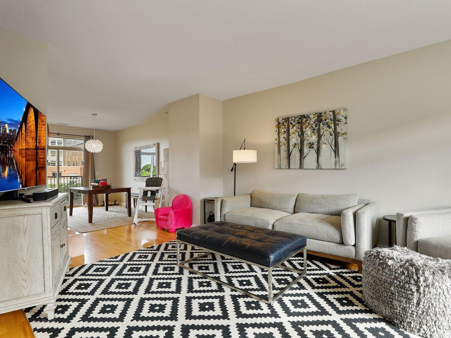 733 Mercer St S, Saint Paul, MN 55102 | Zillow