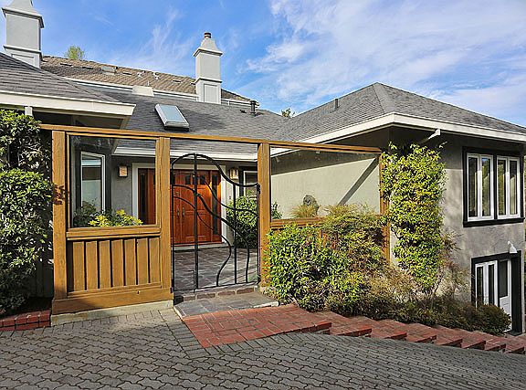 5850 Romany Rd, Oakland, CA 94618 | Zillow