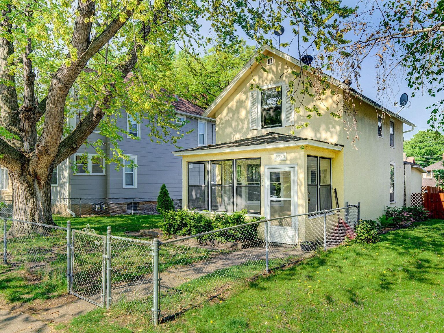 2330 Fillmore St NE, Minneapolis, MN 55418 | Zillow