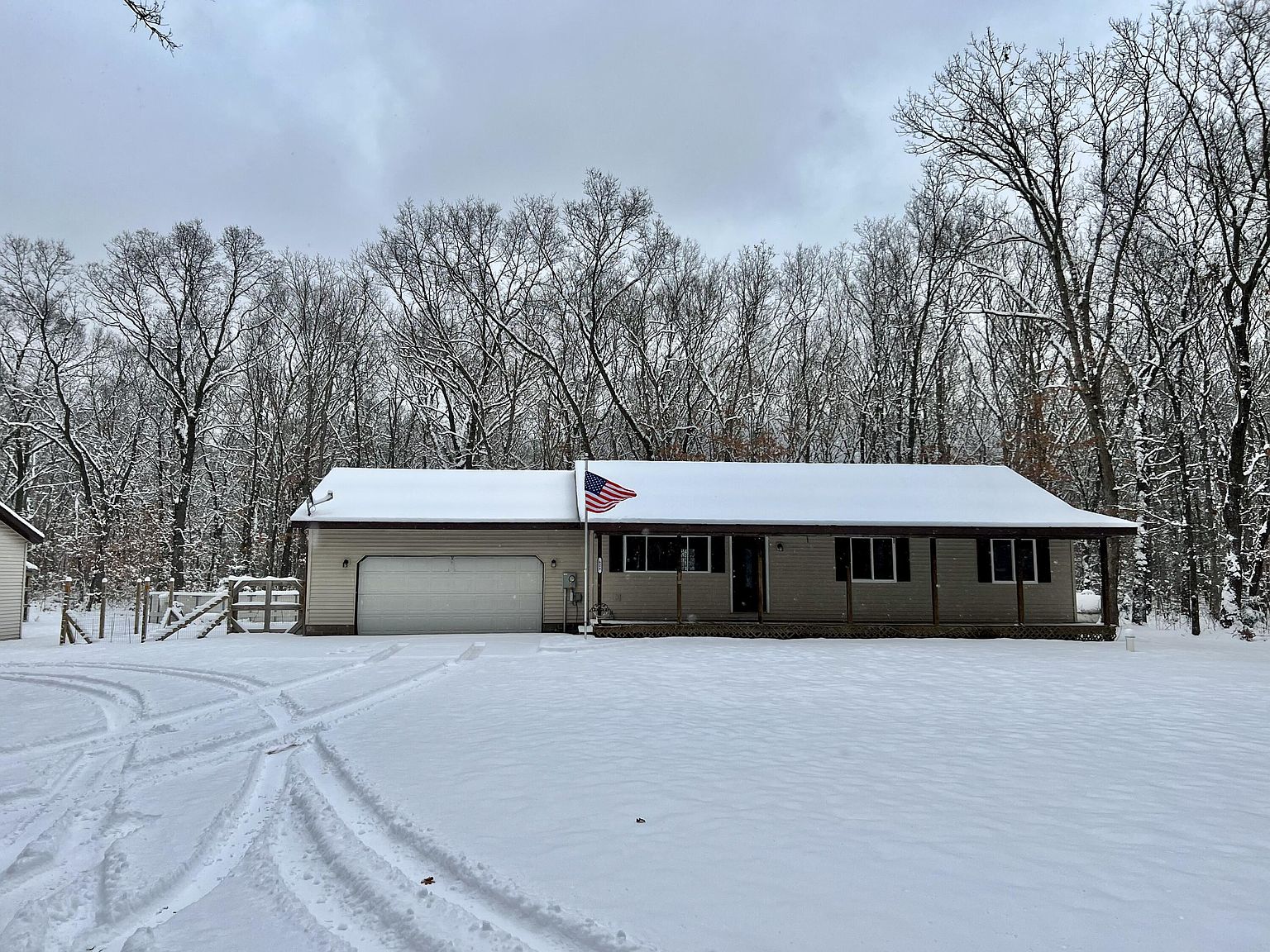628 Caiden Alan Ct, Muskegon, MI 49442 | Zillow