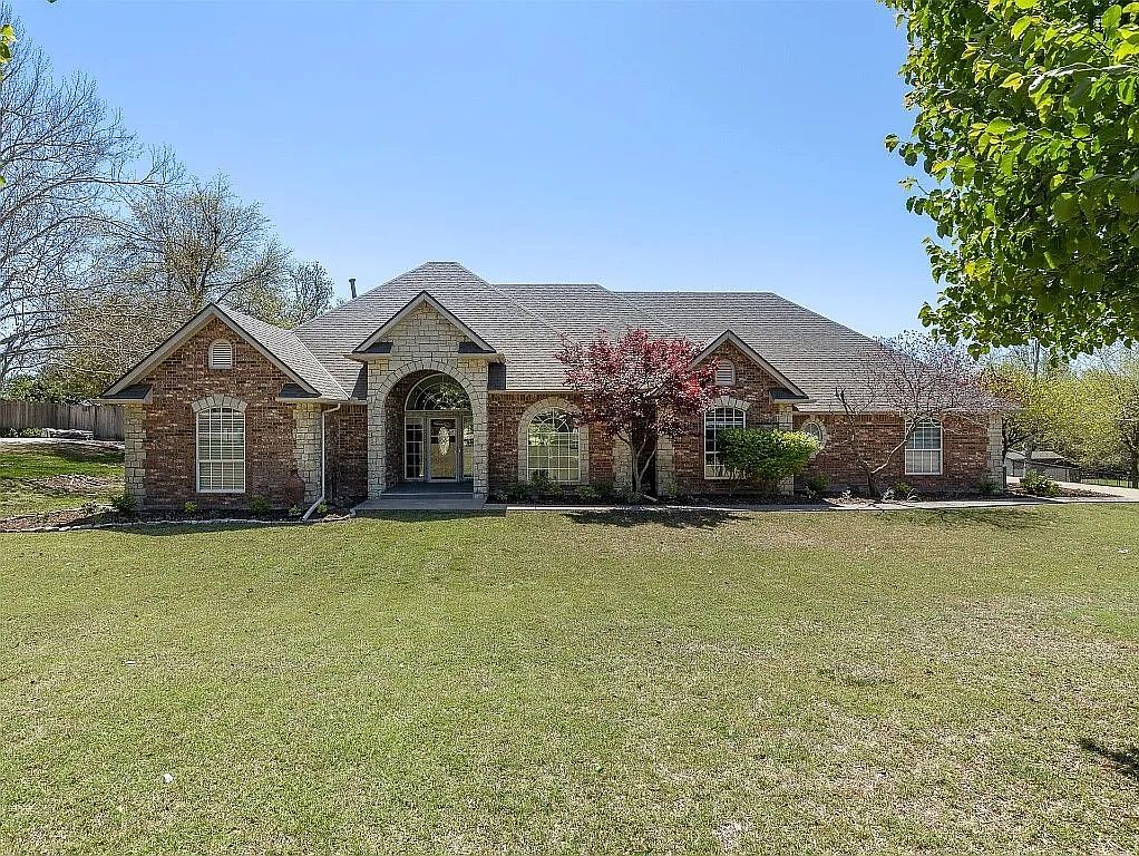 2520 Silverfield Ln, Edmond, OK 73025 | Zillow