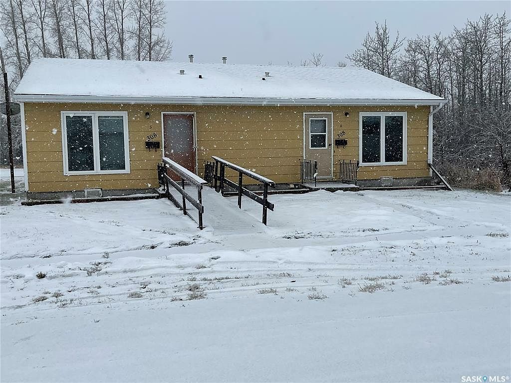 308 6th Ave #5-6, Invermay, SK S0A 1M0 | Zillow