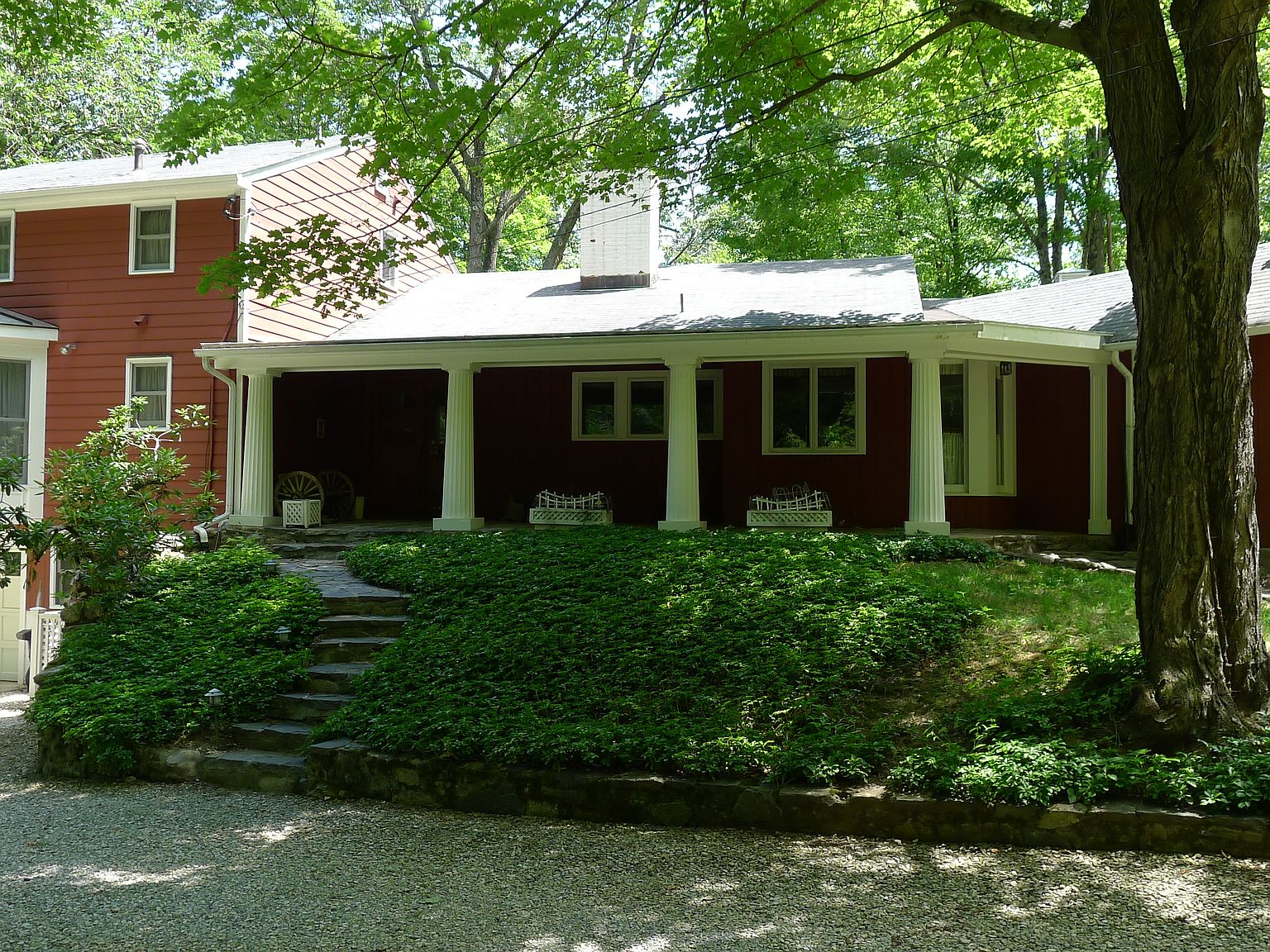 19 Old Roaring Brook Rd, Mount Kisco, NY 10549 | Zillow