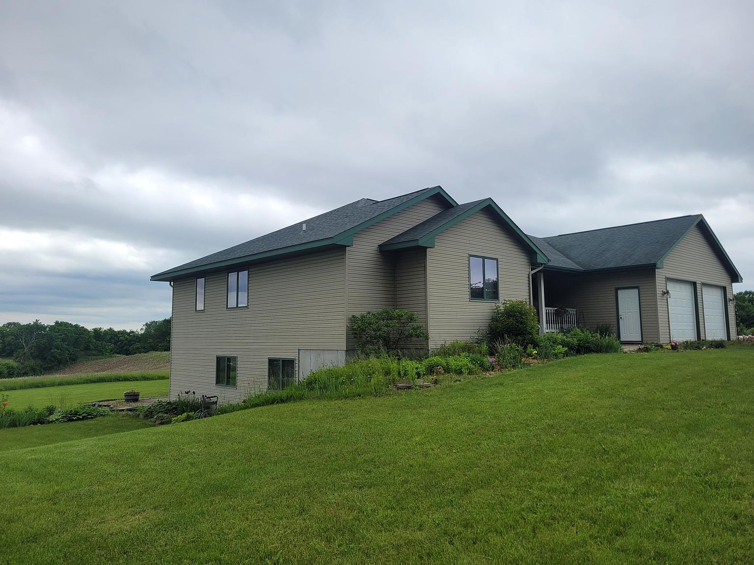 880 Us Highway 8, Amery, WI 54001 | MLS #6540053 | Zillow