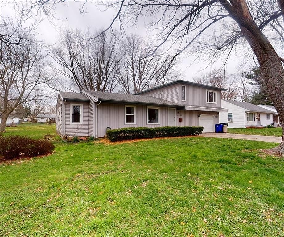 1601 S 32nd St, Decatur, IL 62521 | Zillow