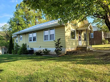 7 Pelzer St Asheville NC | Zillow