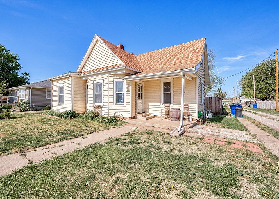 224 S Highland Ave, Assaria, KS 67416 | Zillow