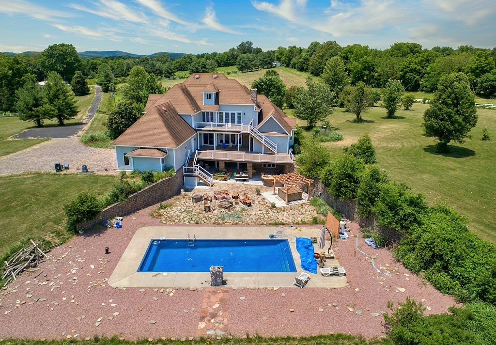 500 Swink Ln, Jonesboro, IL 62952 | Zillow