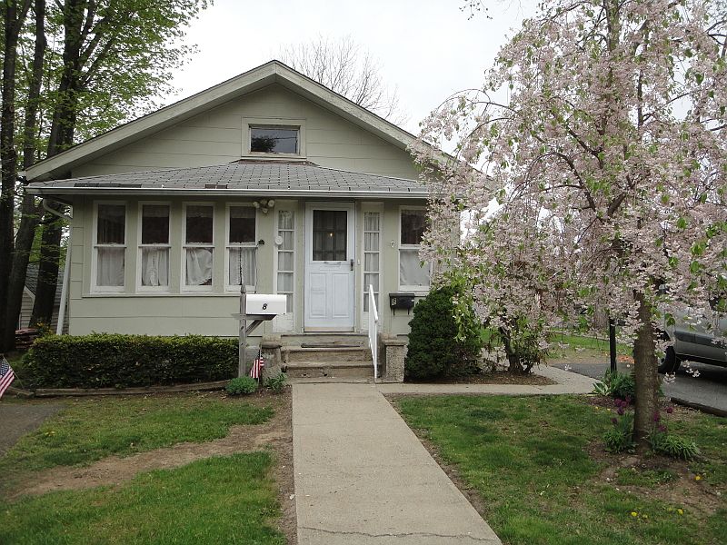 8 N Western Ave, Butler, NJ 07405 | Zillow