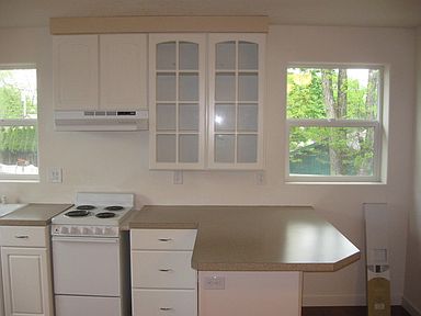 1211 Douglas St #2, Forest Grove, OR 97116 | Zillow