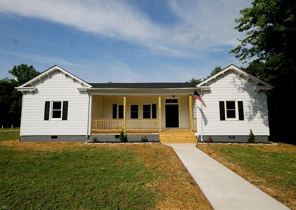 22126 Main St, Courtland, VA 23837 | Zillow