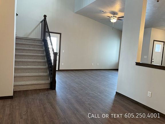 2801 S Julia Pl, Sioux Falls, SD 57106 | Zillow