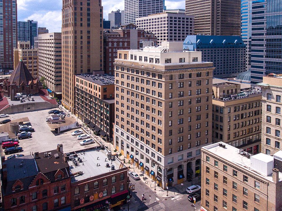 Rittenhouse Row Apartments - 1601 Sansom St Philadelphia PA | Zillow