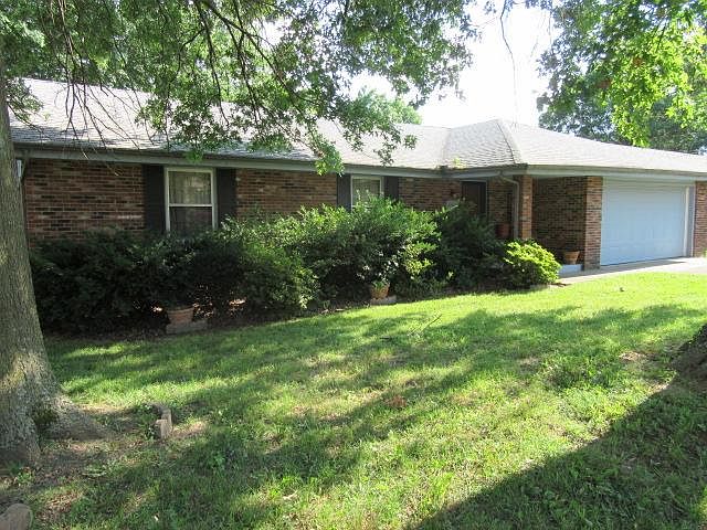 1142 W Tracy St, Springfield, MO 65807 | Zillow