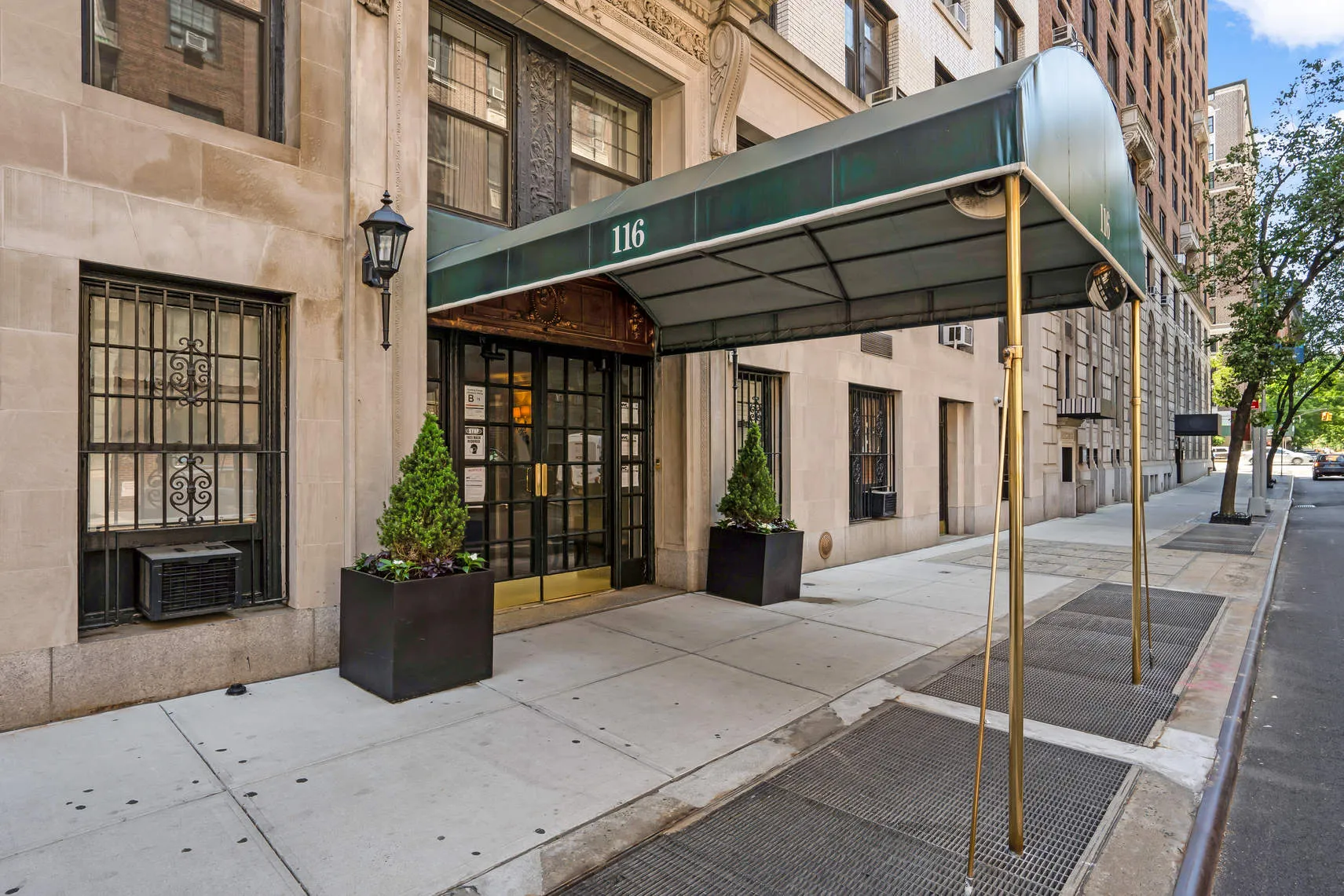 116 East 63rd Street #9D in Lenox Hill, Manhattan | StreetEasy