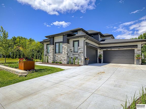 22754 Sanctuary Ridge Dr, Elkhorn, NE 68022 | MLS #22413235 | Zillow