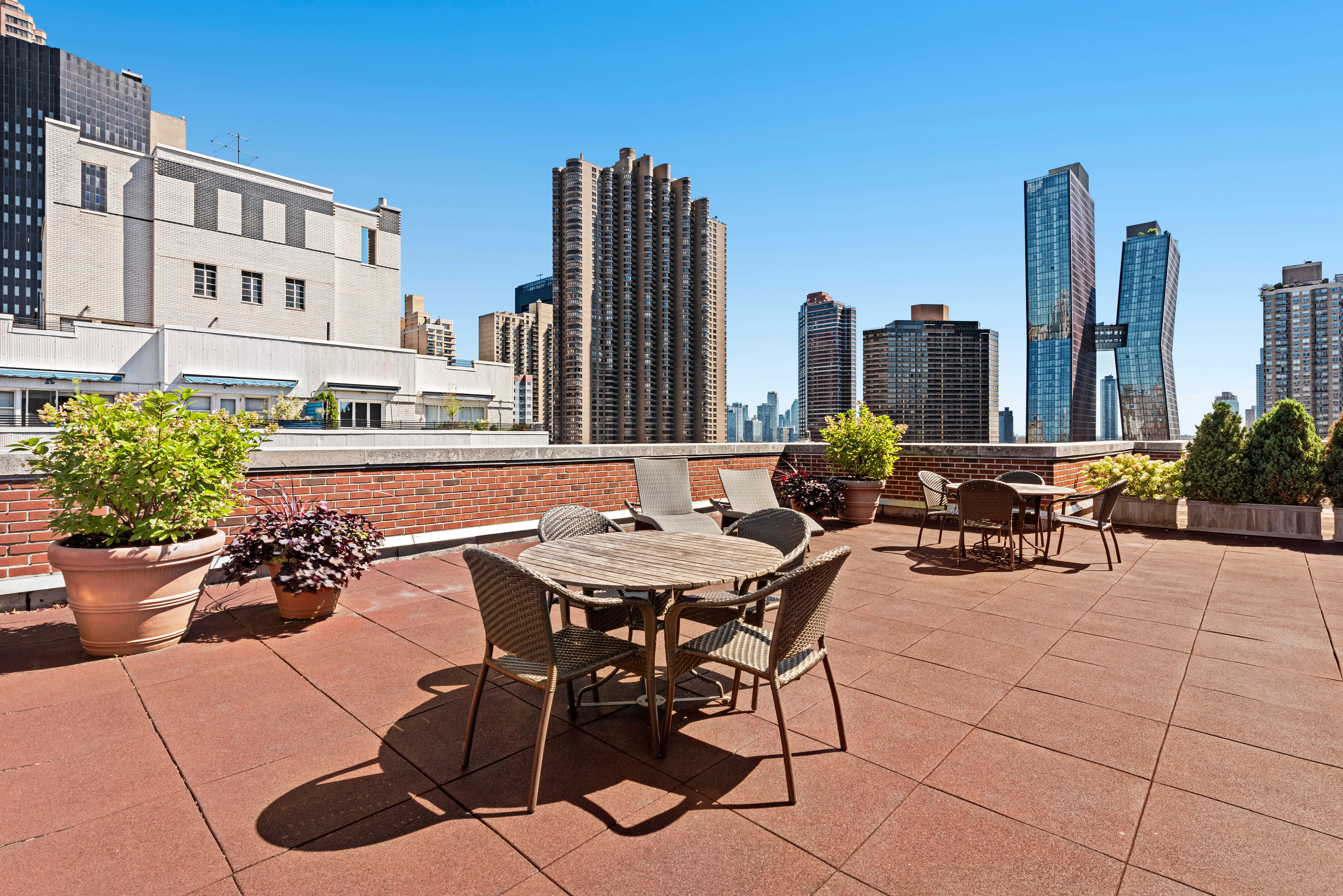 240 East 35th Street #4J in Murray Hill, Manhattan | StreetEasy