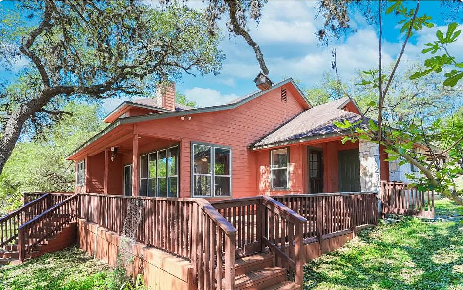 301 Buntline Dr, Bergheim, TX 78004 | Zillow