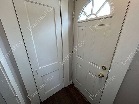 2814 Crooks Rd, Royal Oak, MI 48073 | Zillow