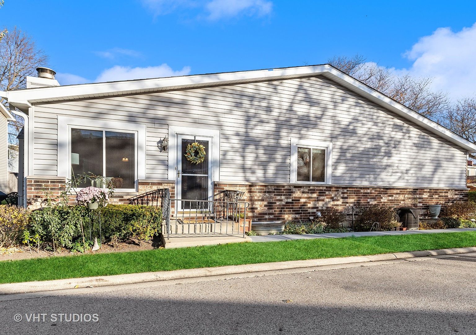 1940 N Heritage Dr #26, Palatine, IL 60074 | Zillow