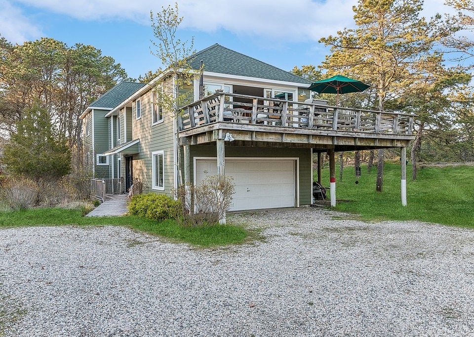 643 Lazy Point Rd, Amagansett, NY -- | Zillow