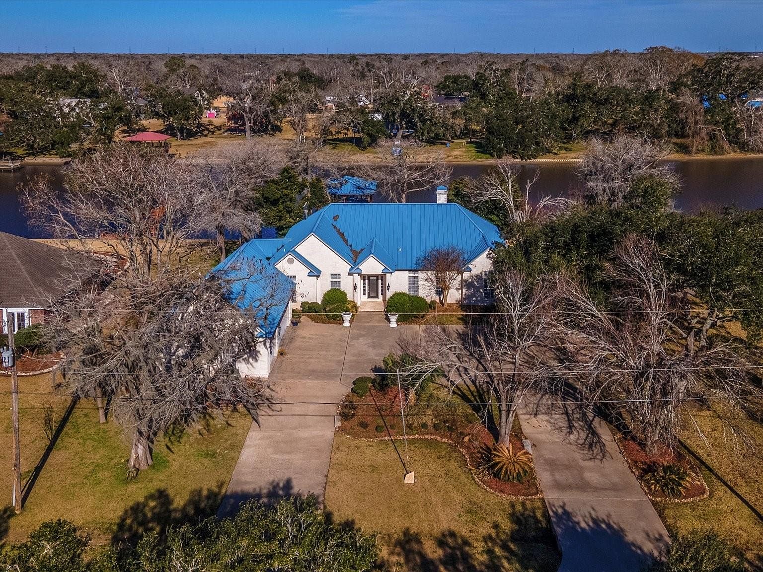 220 County Road 461a, Brazoria, TX 77422 | MLS #4954296 | Zillow