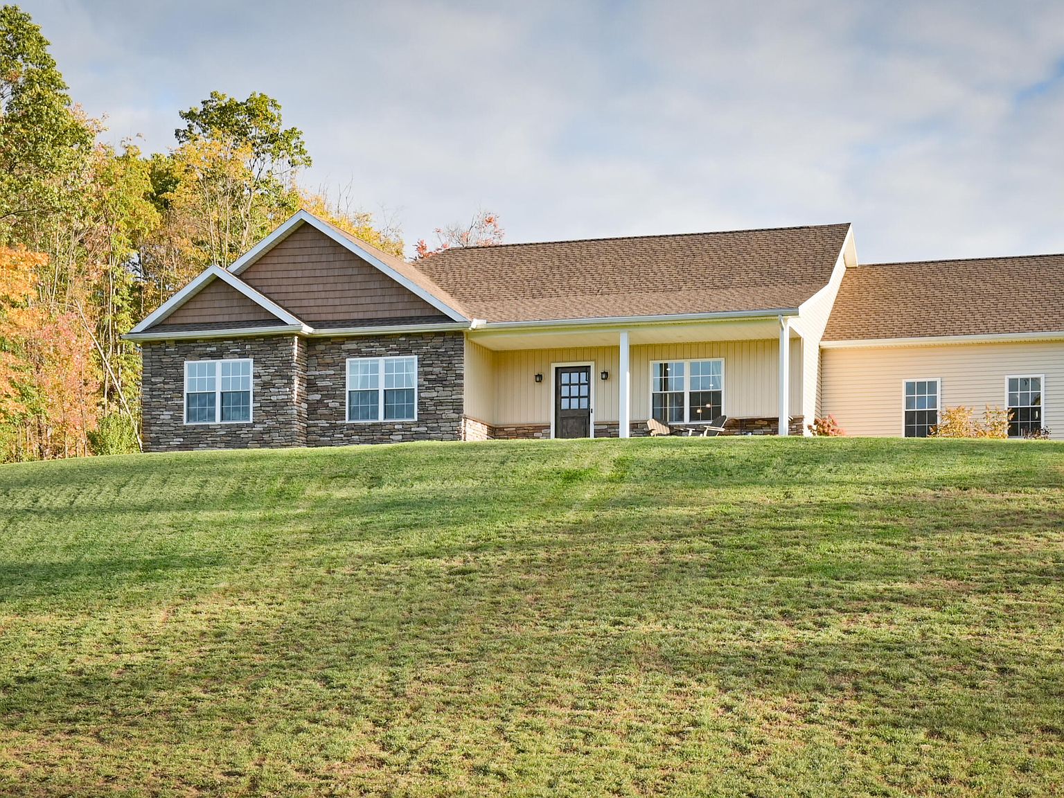 1646 N Hill Dr, Winfield, PA 17889 | Zillow